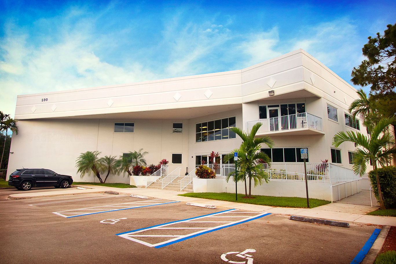 IK MULTIMEDIA. SOUND BETTER.