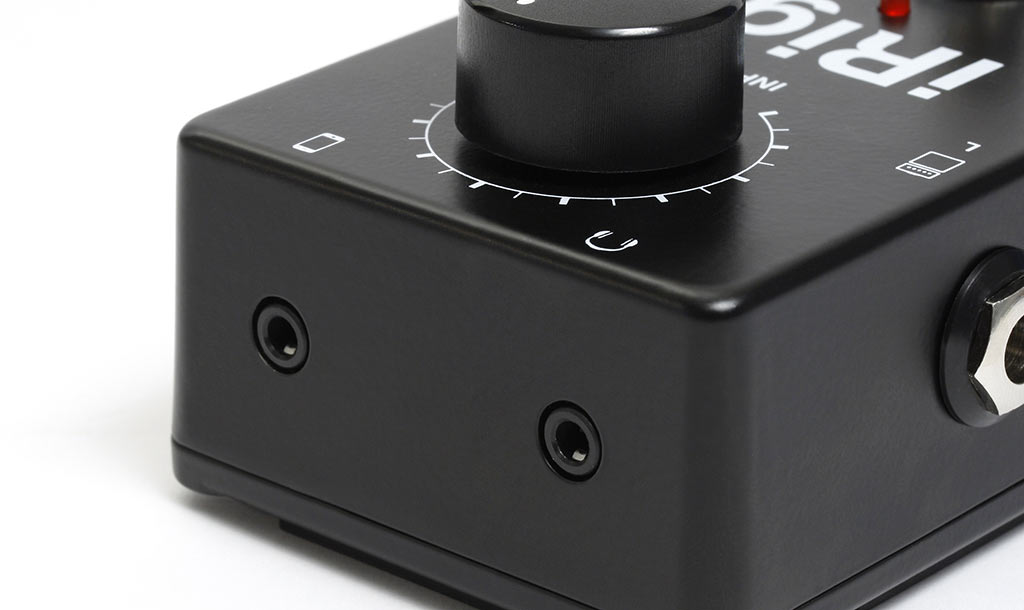 IK Multimedia iRig Stomp Guitar Stomp Box Interface for iPhone (B STOCK)