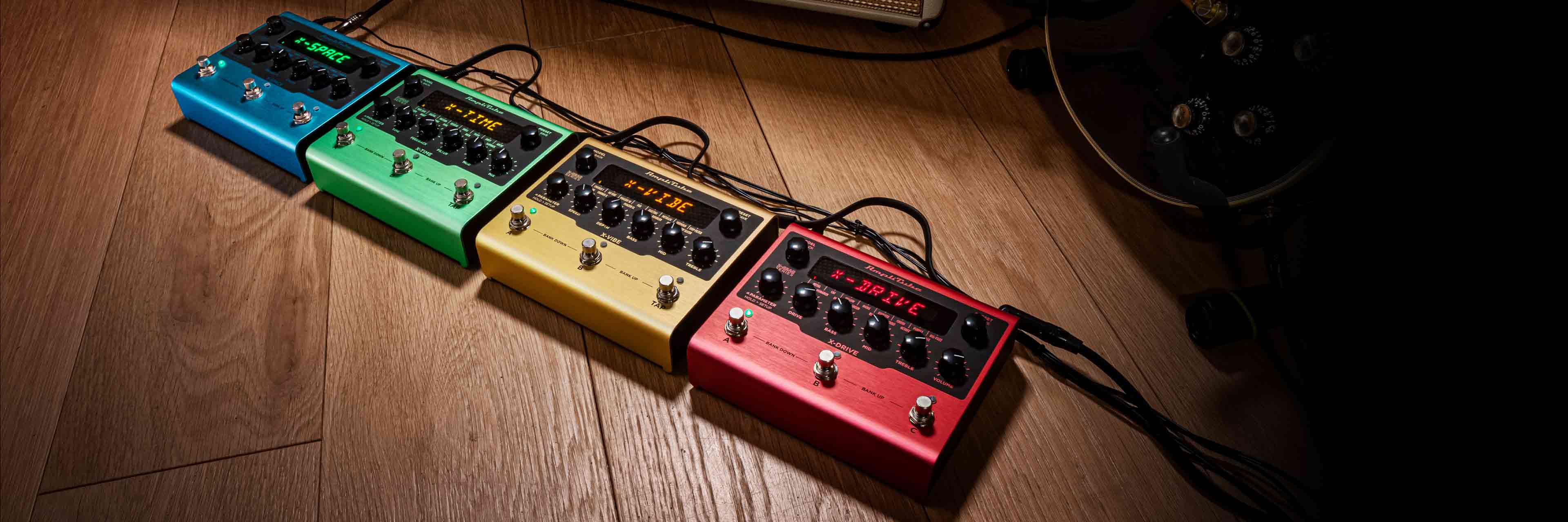 AmpliTube X-GEAR pedals - Bring perfect studio guitar sound onstage